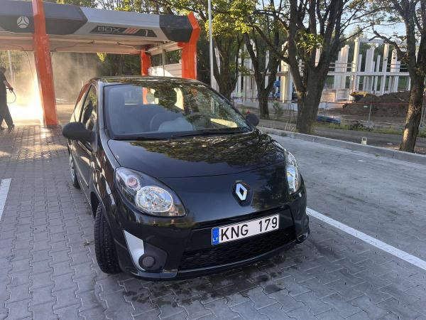 Melns Renault Twingo 2008 Viļņa, ar dzinēja tilpumu 1.15 L un nobraukumu 159 tūkst. km par 1199 €, foto 3 vietnē AUTOMOTO.COM.LV