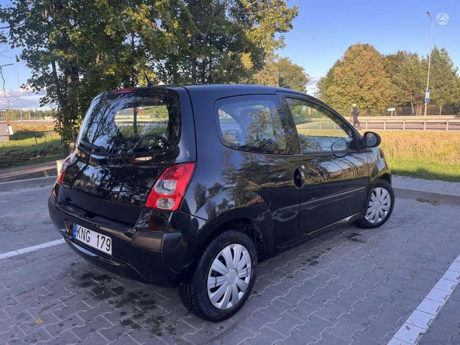 Melns Renault Twingo 2008 Viļņa, ar dzinēja tilpumu 1.15 L un nobraukumu 159 tūkst. km par 1199 €, foto 5 vietnē AUTOMOTO.COM.LV