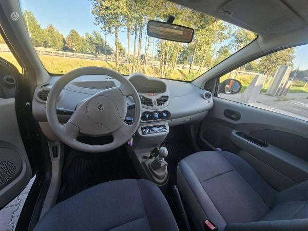 Melns Renault Twingo 2008 Viļņa, ar dzinēja tilpumu 1.15 L un nobraukumu 159 tūkst. km par 1199 €, foto 10 vietnē AUTOMOTO.COM.LV