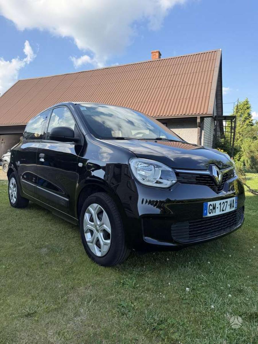 Melns Renault Twingo 2023 Kauņa, ar dzinēja tilpumu 0.00 L un nobraukumu 47 tūkst. km par 5900 €, foto 1 vietnē AUTOMOTO.COM.LV