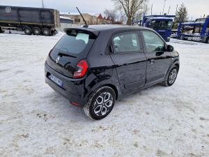 Black Renault Twingo 2024 in Taurage, with an engine capacity of 0.00 L and mileage of 7 thousand km for 7700 €, photo 4 on AUTOMOTO.COM.LV