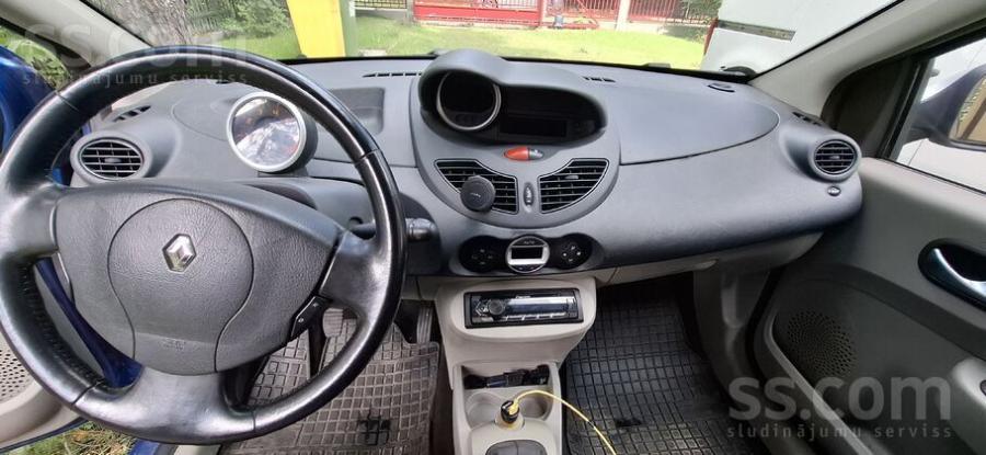Zils Renault Twingo 2008 Rīga, ar dzinēja tilpumu 1.20 L un nobraukumu 264 tūkst. km par 2000 €, foto 6 vietnē AUTOMOTO.COM.LV