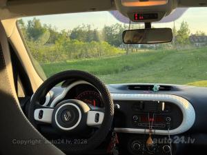 Zils Renault Twingo 2014 Tartu, ar dzinēja tilpumu 0.00 L un nobraukumu 155 tūkst. km par 4500 €, foto 16 vietnē AUTOMOTO.COM.LV