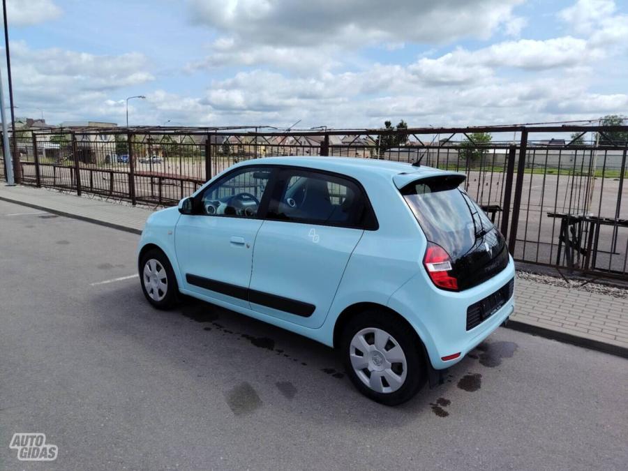 Zils Renault Twingo 2016 Telšiai, ar dzinēja tilpumu 1.00 L un nobraukumu 157 tūkst. km par 4000 €, foto 5 vietnē AUTOMOTO.COM.LV