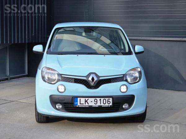 Green Renault Twingo 2015 in Riga, with an engine capacity of 1.00 L and mileage of 81 thousand km for 5500 €, photo 7 on AUTOMOTO.COM.LV