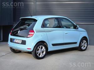 Green Renault Twingo 2015 in Riga, with an engine capacity of 1.00 L and mileage of 81 thousand km for 5500 €, photo 9 on AUTOMOTO.COM.LV