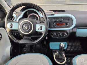 Green Renault Twingo 2015 in Riga, with an engine capacity of 1.00 L and mileage of 81 thousand km for 5500 €, photo 13 on AUTOMOTO.COM.LV