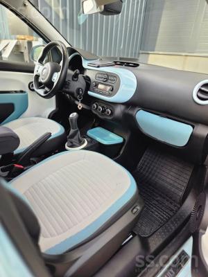 Green Renault Twingo 2015 in Riga, with an engine capacity of 1.00 L and mileage of 81 thousand km for 5500 €, photo 25 on AUTOMOTO.COM.LV
