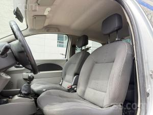 Pelēks Renault Twingo 2007 Rīga, ar dzinēja tilpumu 1.10 L un nobraukumu 0 tūkst. km par 2300 €, foto 8 vietnē AUTOMOTO.COM.LV
