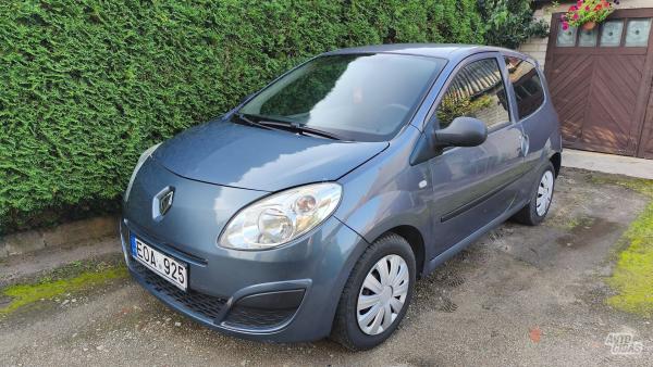 Grey Renault Twingo 2008 in Vilkaviskis, with an engine capacity of 1.50 L and mileage of 152 thousand km for 1490 €, photo 1 on AUTOMOTO.COM.LV