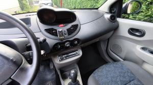Pelēks Renault Twingo 2008 Vilkaviškis, ar dzinēja tilpumu 1.50 L un nobraukumu 152 tūkst. km par 1490 €, foto 9 vietnē AUTOMOTO.COM.LV
