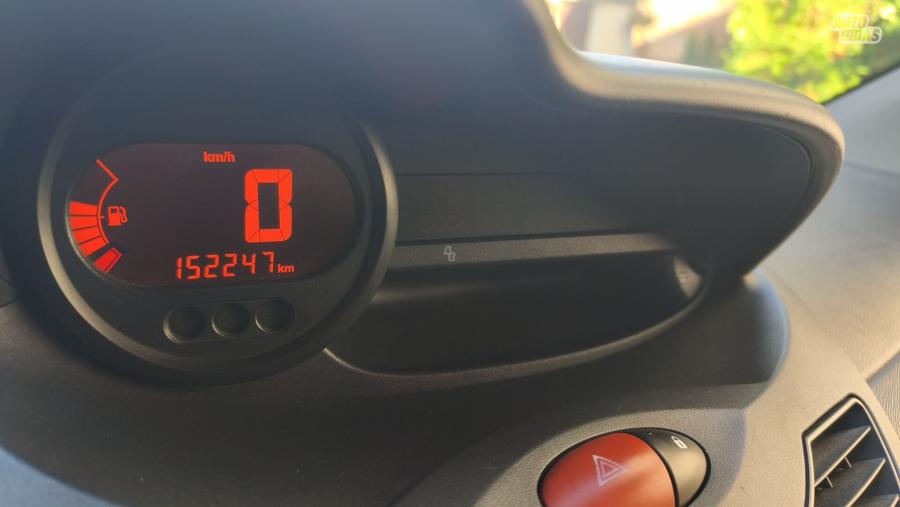 Pelēks Renault Twingo 2008 Vilkaviškis, ar dzinēja tilpumu 1.50 L un nobraukumu 152 tūkst. km par 1490 €, foto 11 vietnē AUTOMOTO.COM.LV