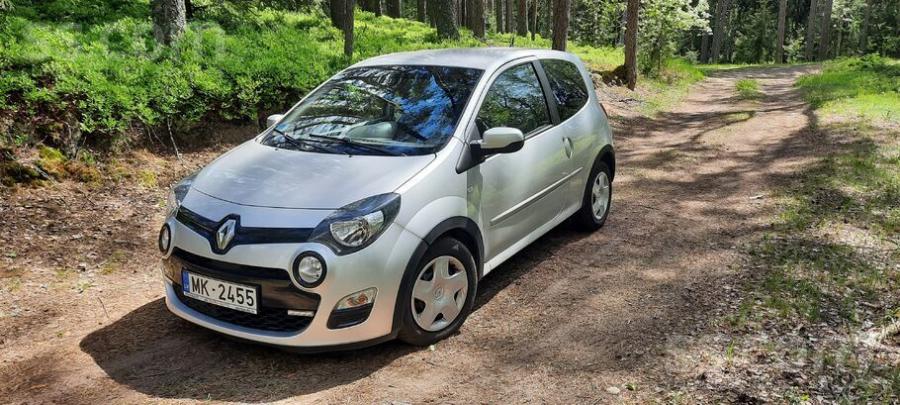 Pelēks Renault Twingo 2013 Rīga, ar dzinēja tilpumu 1.50 L un nobraukumu 74 tūkst. km par 400 €, foto 1 vietnē AUTOMOTO.COM.LV