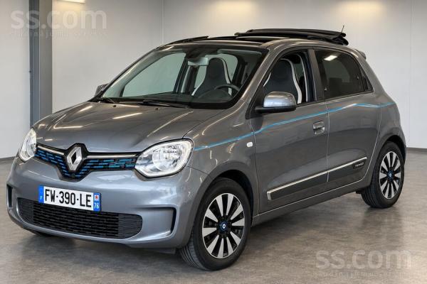 Grey Renault Twingo 2020 in Limbazi, with an engine capacity of 1.10 L and mileage of 101 thousand km for 11945 €, photo 3 on AUTOMOTO.COM.LV