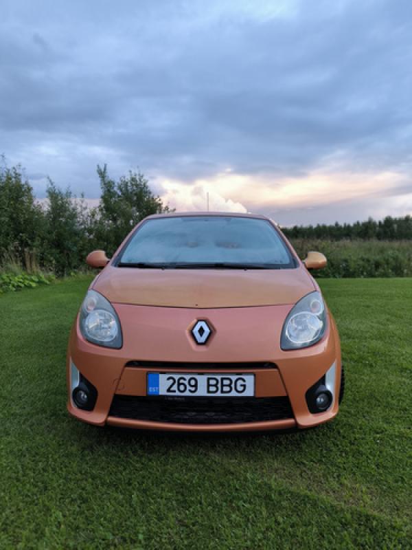 Renault Twingo 2008 in Narva, with an engine capacity of 1.10 L and mileage of 112 thousand km for 1650 €, photo 2 on AUTOMOTO.COM.LV