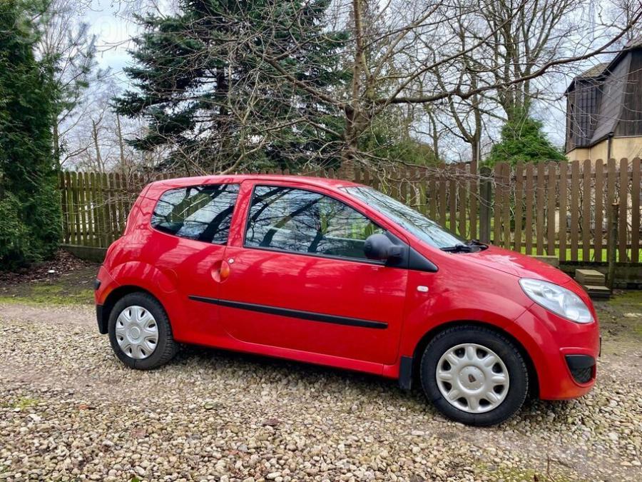 Sarkans Renault Twingo 2009 Rīga, ar dzinēja tilpumu 1.20 L un nobraukumu 206 tūkst. km par 1090 €, foto 4 vietnē AUTOMOTO.COM.LV