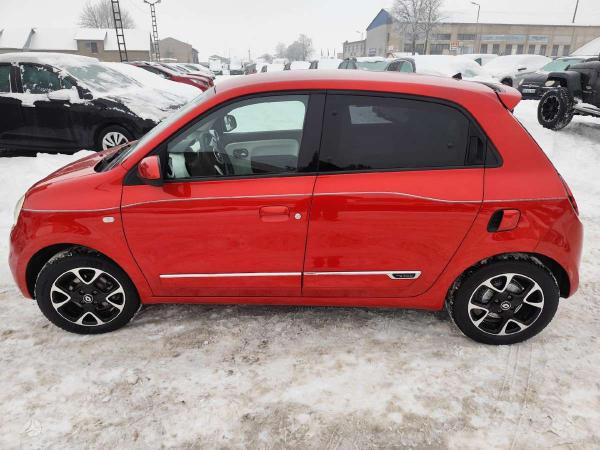 Sarkans Renault Twingo 2020 Tauragė, ar dzinēja tilpumu 1.00 L un nobraukumu 29 tūkst. km par 7600 €, foto 8 vietnē AUTOMOTO.COM.LV