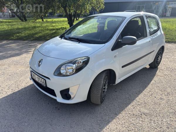 Balts Renault Twingo 2011 Kuldīga, ar dzinēja tilpumu 1.20 L un nobraukumu 266 tūkst. km par 1490 €, foto 1 vietnē AUTOMOTO.COM.LV