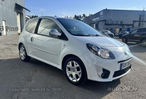 White Renault Twingo 2010 in Tallinn, with an engine capacity of 1.50 L and mileage of 202 thousand km for 2500 €, photo 3 on AUTOMOTO.COM.LV