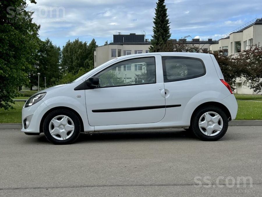 Balts Renault Twingo 2011 Cēsis, ar dzinēja tilpumu 1.20 L un nobraukumu 241 tūkst. km par 2650 €, foto 6 vietnē AUTOMOTO.COM.LV
