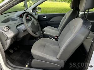 Balts Renault Twingo 2011 Cēsis, ar dzinēja tilpumu 1.20 L un nobraukumu 241 tūkst. km par 2650 €, foto 9 vietnē AUTOMOTO.COM.LV
