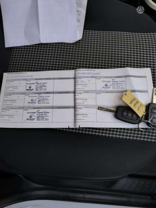 White Renault Twingo 2016 in Kelme, with an engine capacity of 1.00 L and mileage of 194 thousand km for 3350 €, photo 11 on AUTOMOTO.COM.LV