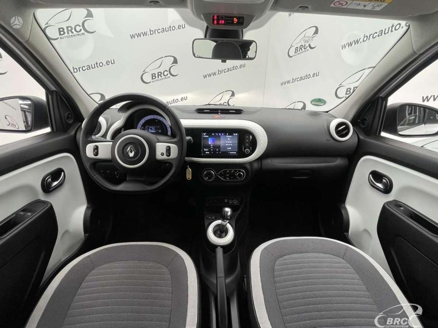White Renault Twingo 2022 in Vilnius, with an engine capacity of 0.00 L and mileage of 26 thousand km for 9900 €, photo 4 on AUTOMOTO.COM.LV
