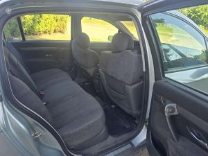 Pelēks Renault vel-satis 2004 Jurbarkas, ar dzinēja tilpumu 2.20 L un nobraukumu 240 tūkst. km par 950 €, foto 7 vietnē AUTOMOTO.COM.LV