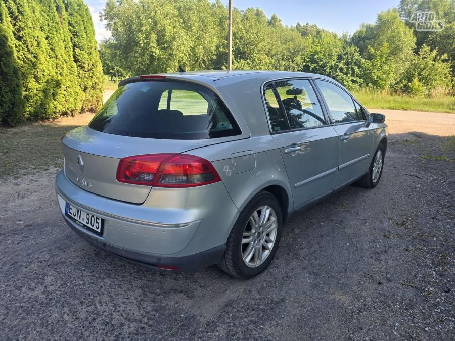 Renault vel-satis 2002 Jurbarkas, ar dzinēja tilpumu 2.20 L un nobraukumu 280 tūkst. km par 850 €, foto 5 vietnē AUTOMOTO.COM.LV