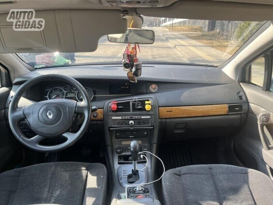 Renault vel-satis 2006 in Vilnius, with an engine capacity of 2.20 L and mileage of 456 thousand km for 599 €, photo 7 on AUTOMOTO.COM.LV