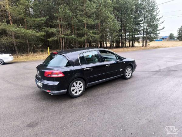 Renault vel-satis 2007 in Kaunas, with an engine capacity of 2.20 L and mileage of 290 thousand km for 1290 €, photo 4 on AUTOMOTO.COM.LV
