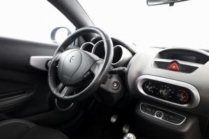 Blue Renault Wind 2011 in Tallinn, with an engine capacity of 1.10 L and mileage of 194 thousand km for 1799 €, photo 8 on AUTOMOTO.COM.LV