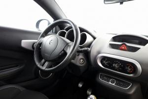 Blue Renault Wind 2011 in Tallinn, with an engine capacity of 1.10 L and mileage of 194 thousand km for 1799 €, photo 16 on AUTOMOTO.COM.LV