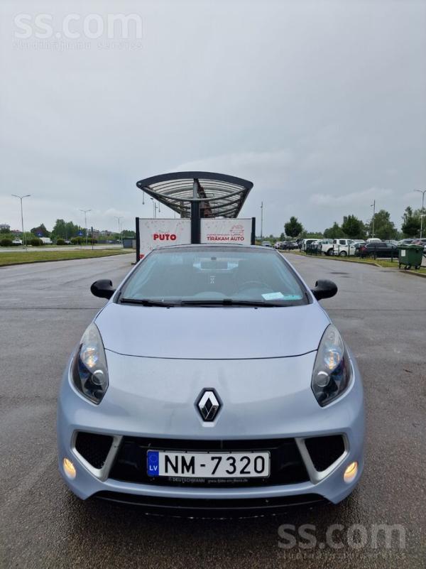 Pelēks Renault Wind 2011 Rīga, ar dzinēja tilpumu 1.20 L un nobraukumu 102 tūkst. km par 4350 €, foto 2 vietnē AUTOMOTO.COM.LV