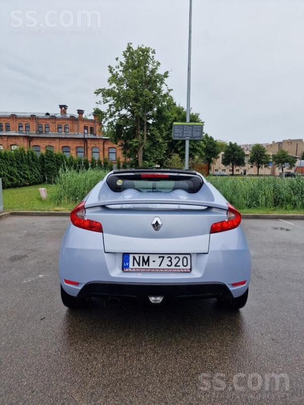Pelēks Renault Wind 2011 Rīga, ar dzinēja tilpumu 1.20 L un nobraukumu 102 tūkst. km par 4350 €, foto 5 vietnē AUTOMOTO.COM.LV