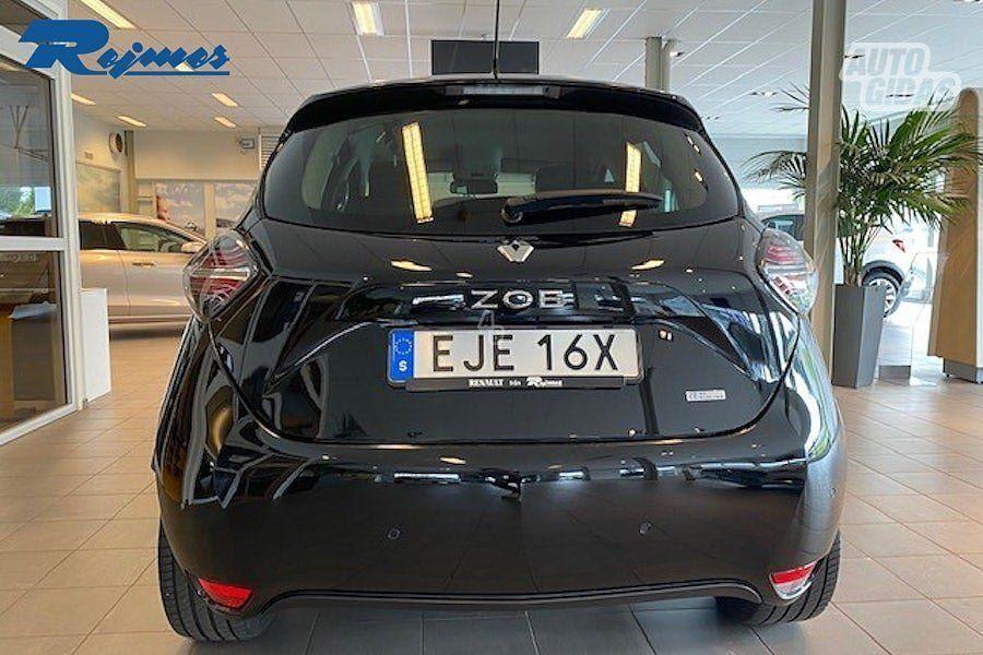 Black Renault Zoe 2020 in Kaunas, with an engine capacity of 0.00 L and mileage of 29 thousand km for 22540 €, photo 5 on AUTOMOTO.COM.LV