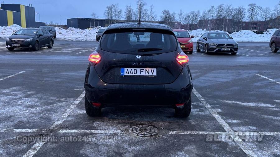 Black Renault Zoe 2020 in Tallinn, with an engine capacity of 0.00 L and mileage of 123 thousand km for 8500 €, photo 6 on AUTOMOTO.COM.LV