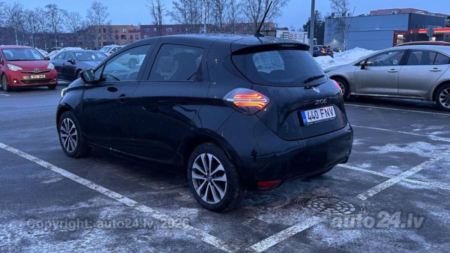 Black Renault Zoe 2020 in Tallinn, with an engine capacity of 0.00 L and mileage of 123 thousand km for 8500 €, photo 7 on AUTOMOTO.COM.LV
