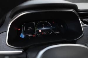 Black Renault Zoe 2020 in Jelgava, with an engine capacity of 0.00 L and mileage of 121 thousand km for 11500 €, photo 13 on AUTOMOTO.COM.LV