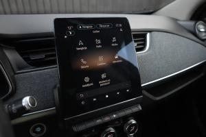 Black Renault Zoe 2020 in Jelgava, with an engine capacity of 0.00 L and mileage of 121 thousand km for 11500 €, photo 16 on AUTOMOTO.COM.LV