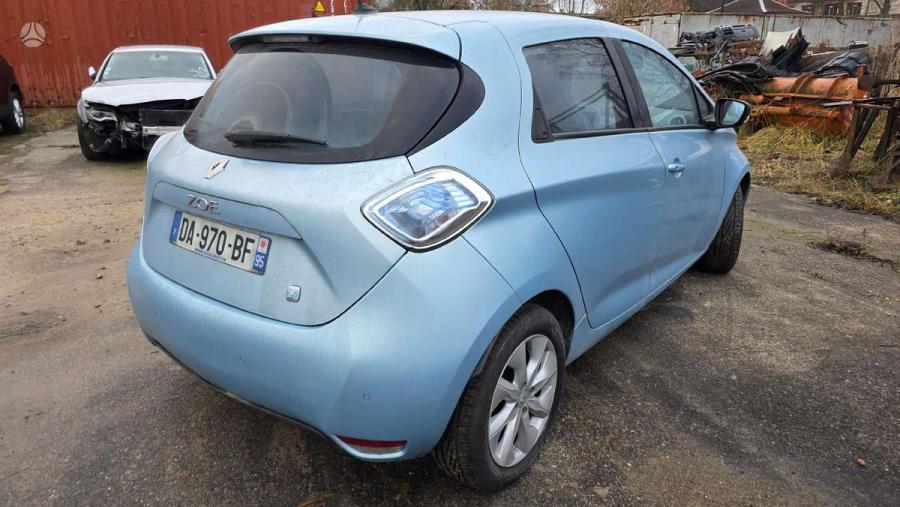 Zils Renault Zoe 2013 Panevēža, ar dzinēja tilpumu 0.00 L un nobraukumu 117 tūkst. km par 3000 €, foto 3 vietnē AUTOMOTO.COM.LV