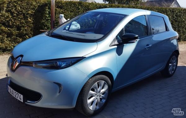 Blue Renault Zoe 2013 in Radviliskis, with an engine capacity of 0.00 L and mileage of 62 thousand km for 4990 €, photo 2 on AUTOMOTO.COM.LV
