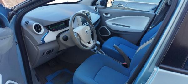 Blue Renault Zoe 2013 in Radviliskis, with an engine capacity of 0.00 L and mileage of 62 thousand km for 4990 €, photo 8 on AUTOMOTO.COM.LV