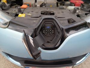 Blue Renault Zoe 2013 in Riga, with an engine capacity of 0.00 L and mileage of 149 thousand km for 5750 €, photo 7 on AUTOMOTO.COM.LV