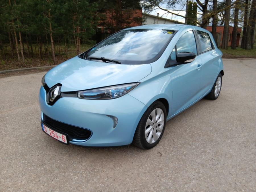Blue Renault Zoe 2013 in Riga, with an engine capacity of 0.00 L and mileage of 149 thousand km for 5750 €, photo 9 on AUTOMOTO.COM.LV