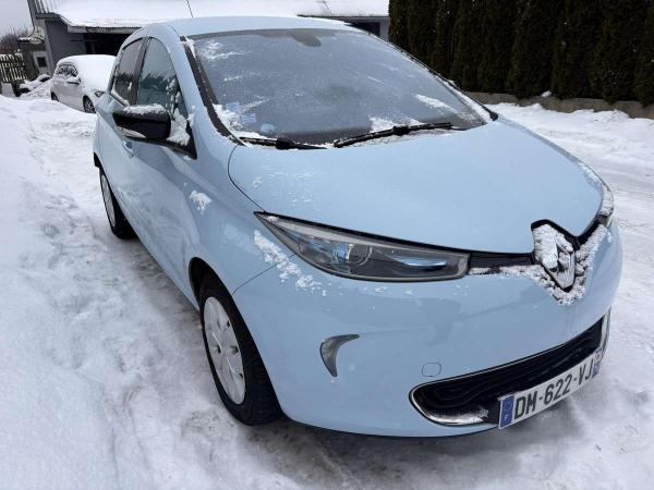 Zils Renault Zoe 2014 Viļņa, ar dzinēja tilpumu 0.00 L un nobraukumu 81 tūkst. km par 3499 €, foto 1 vietnē AUTOMOTO.COM.LV
