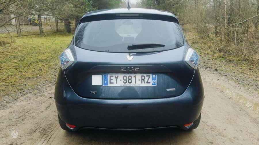 Blue Renault Zoe 2018 in Anyksciai, with an engine capacity of 0.00 L and mileage of 89 thousand km for 6750 €, photo 5 on AUTOMOTO.COM.LV