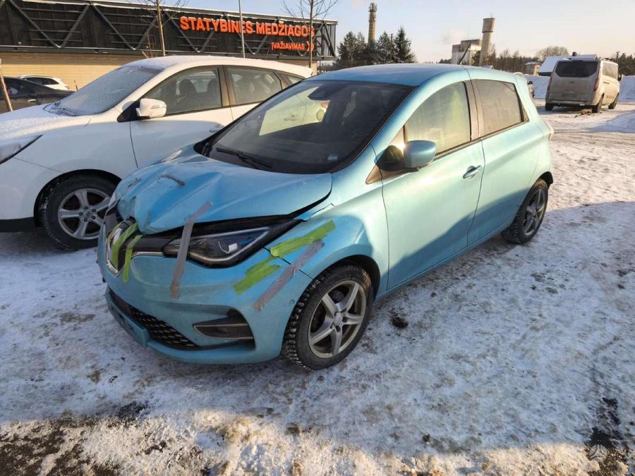 Zils Renault Zoe 2020 Viļņa, ar dzinēja tilpumu 0.00 L un nobraukumu 105 tūkst. km par 4950 €, foto 1 vietnē AUTOMOTO.COM.LV