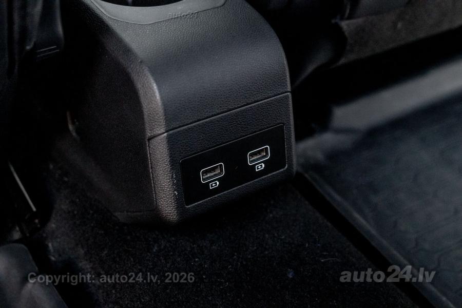 Zils Renault Zoe 2020 Pērnava, ar dzinēja tilpumu 0.00 L un nobraukumu 77 tūkst. km par 12300 €, foto 15 vietnē AUTOMOTO.COM.LV