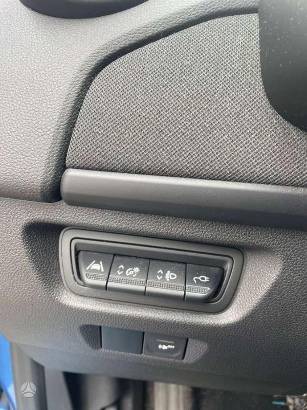 Zils Renault Zoe 2020 Elektrėnai, ar dzinēja tilpumu 0.00 L un nobraukumu 47 tūkst. km par 9950 €, foto 10 vietnē AUTOMOTO.COM.LV